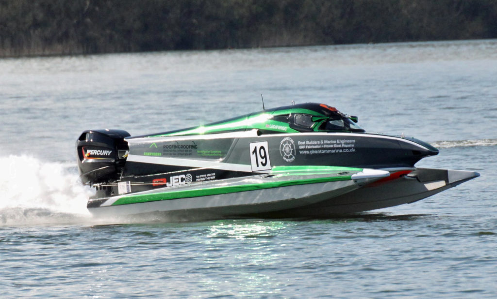Testing Time for Some ⋆ Powerboat Racing World
